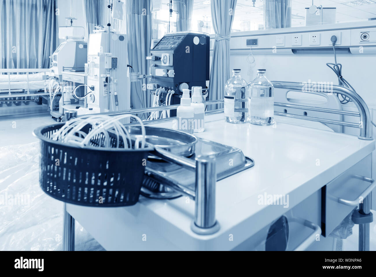 Hemodialysis machine hi-res stock photography and images - Alamy