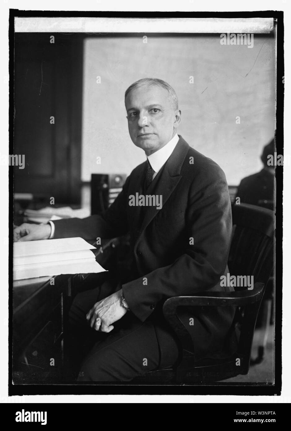 Col 1 Black and White Stock Photos & Images - Alamy