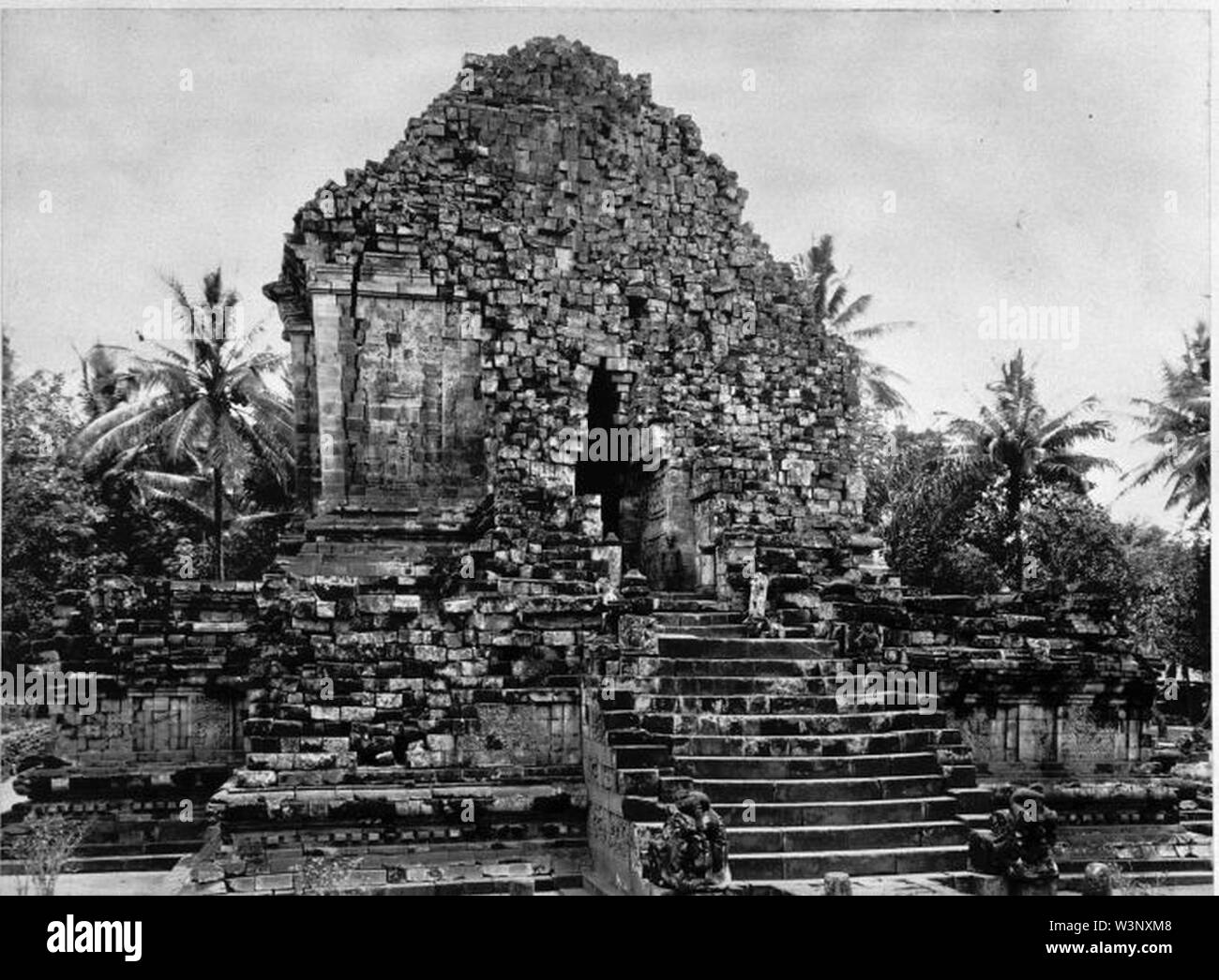 Candi Black and White Stock Photos & Images - Alamy