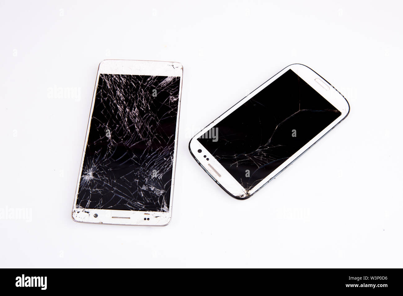 Mobile smartphone with broken screen isolated on white Stock Photo - Alamy