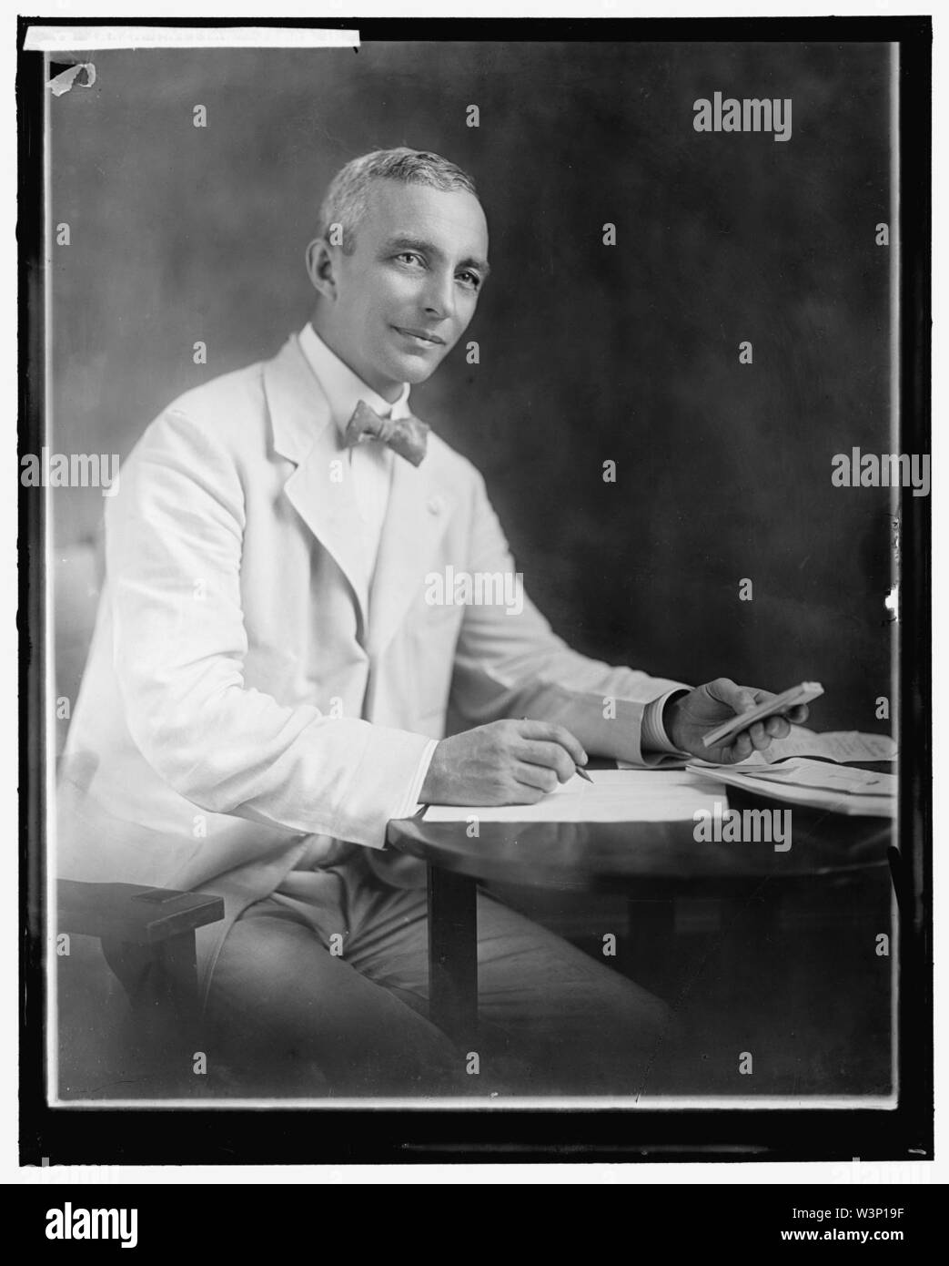 H h collins hi-res stock photography and images - Alamy