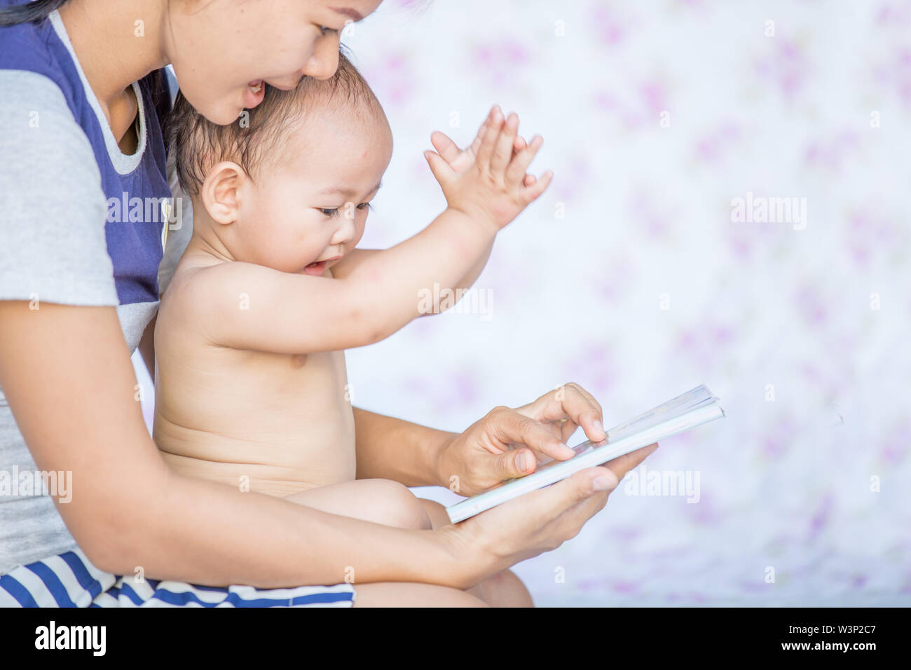 Japanese story teller hi-res stock photography and images - Alamy