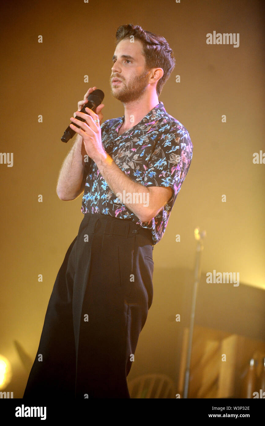 Ben platt stage hi-res stock photography and images - Alamy