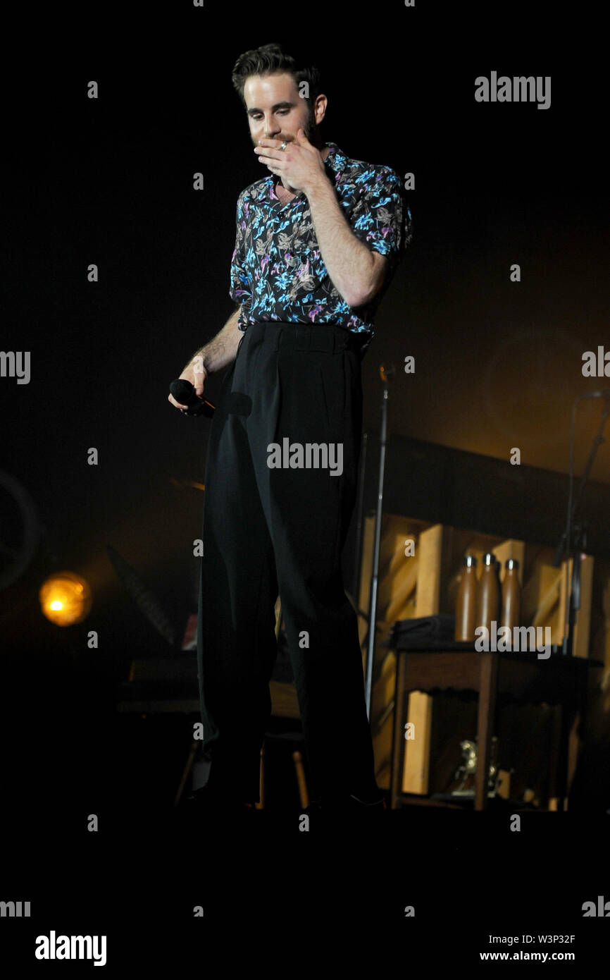 Ben platt stage hi-res stock photography and images - Alamy