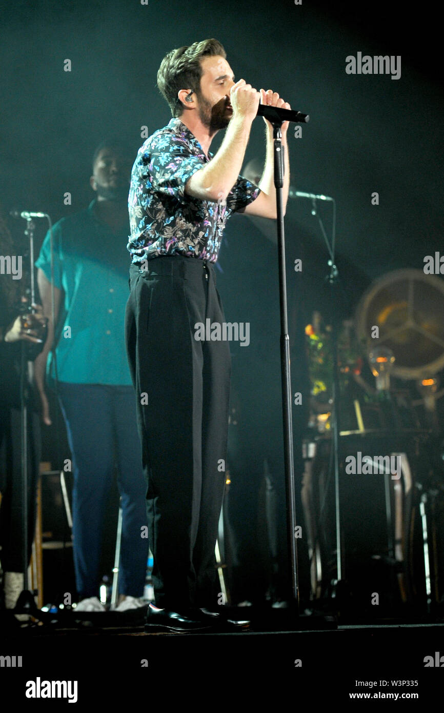 Ben platt stage hi-res stock photography and images - Alamy