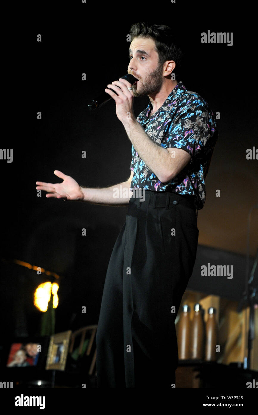 Ben platt stage hi-res stock photography and images - Alamy