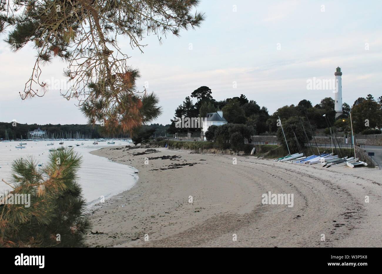 Bénodet brittany hi-res stock photography and images - Alamy