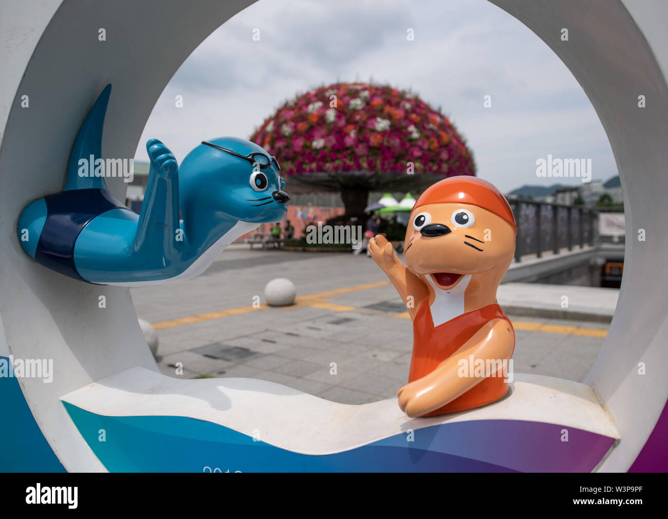 Acc mascots hi-res stock photography and images - Alamy