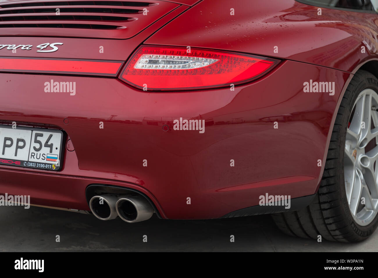 Porsche 911 rear view in hi-res stock photography and images - Alamy