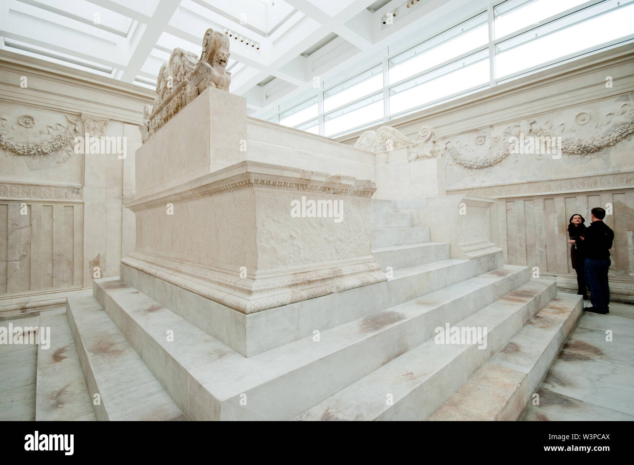 Ara people europe hi-res stock photography and images - Alamy