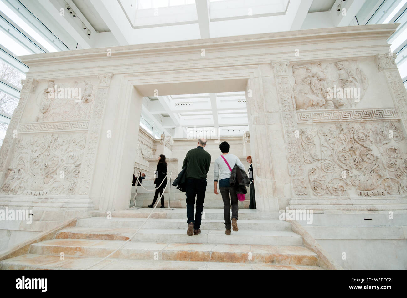 Ara people europe hi-res stock photography and images - Alamy