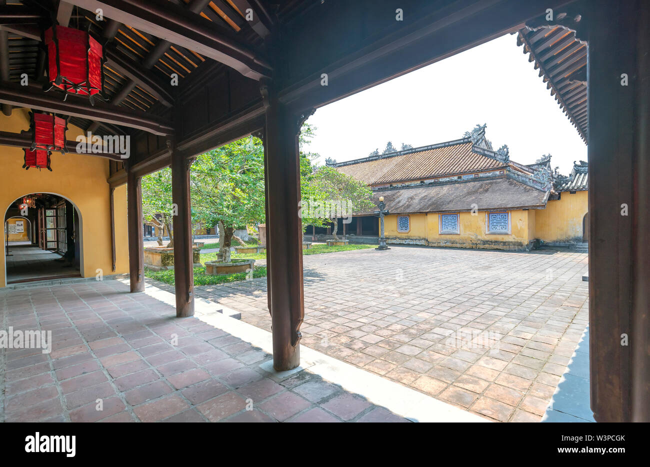 Amazing wooden hallway in the imperial Forbidden Citadel. The place ...