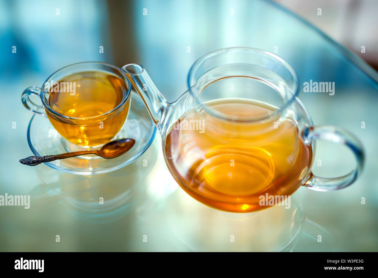 Transparent tea pots hi-res stock photography and images - Alamy