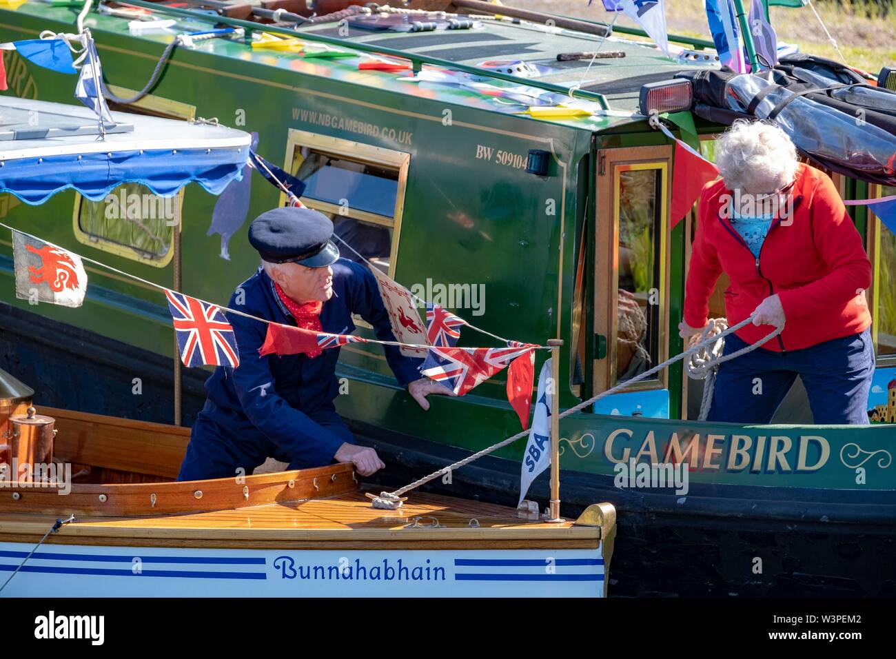 Boats, barges and canoes on Forth and Clyde Canal Stock Photo - Alamy