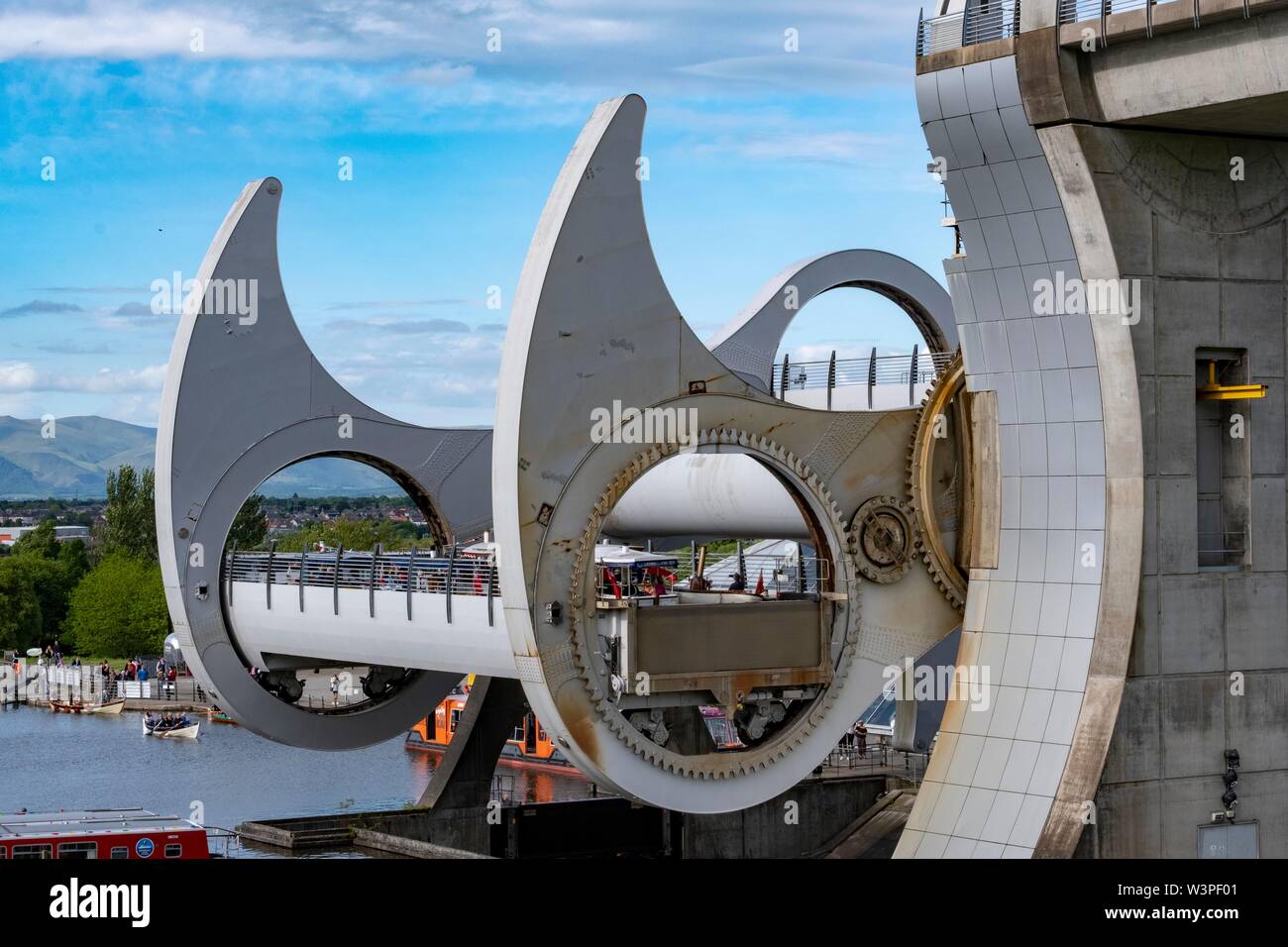 Falkirk wheel scotland hi-res stock photography and images - Alamy