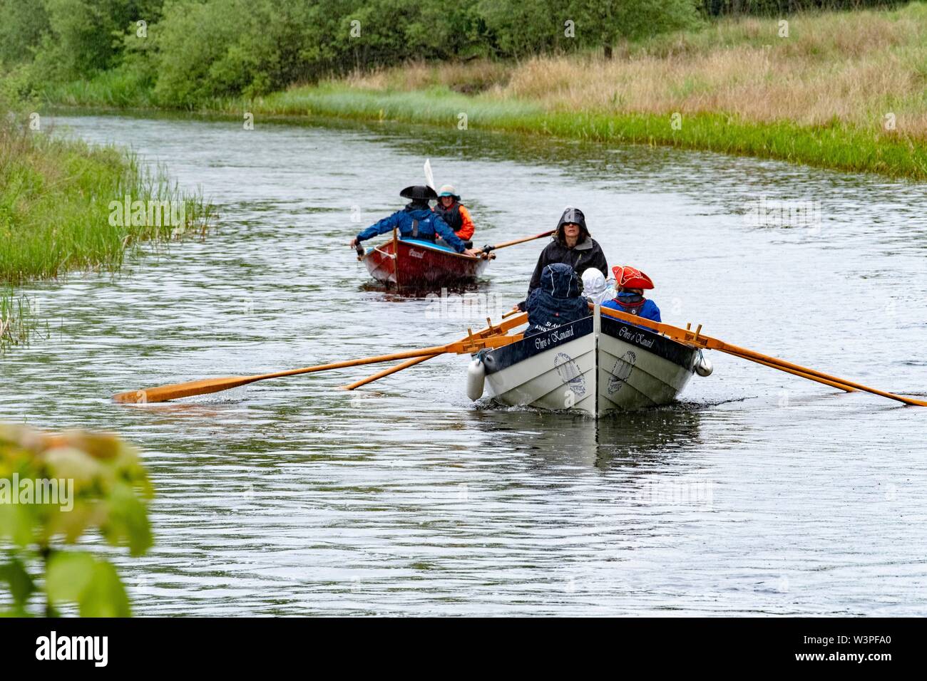 Boats, barges and canoes on Forth and Clyde Canal Stock Photo - Alamy