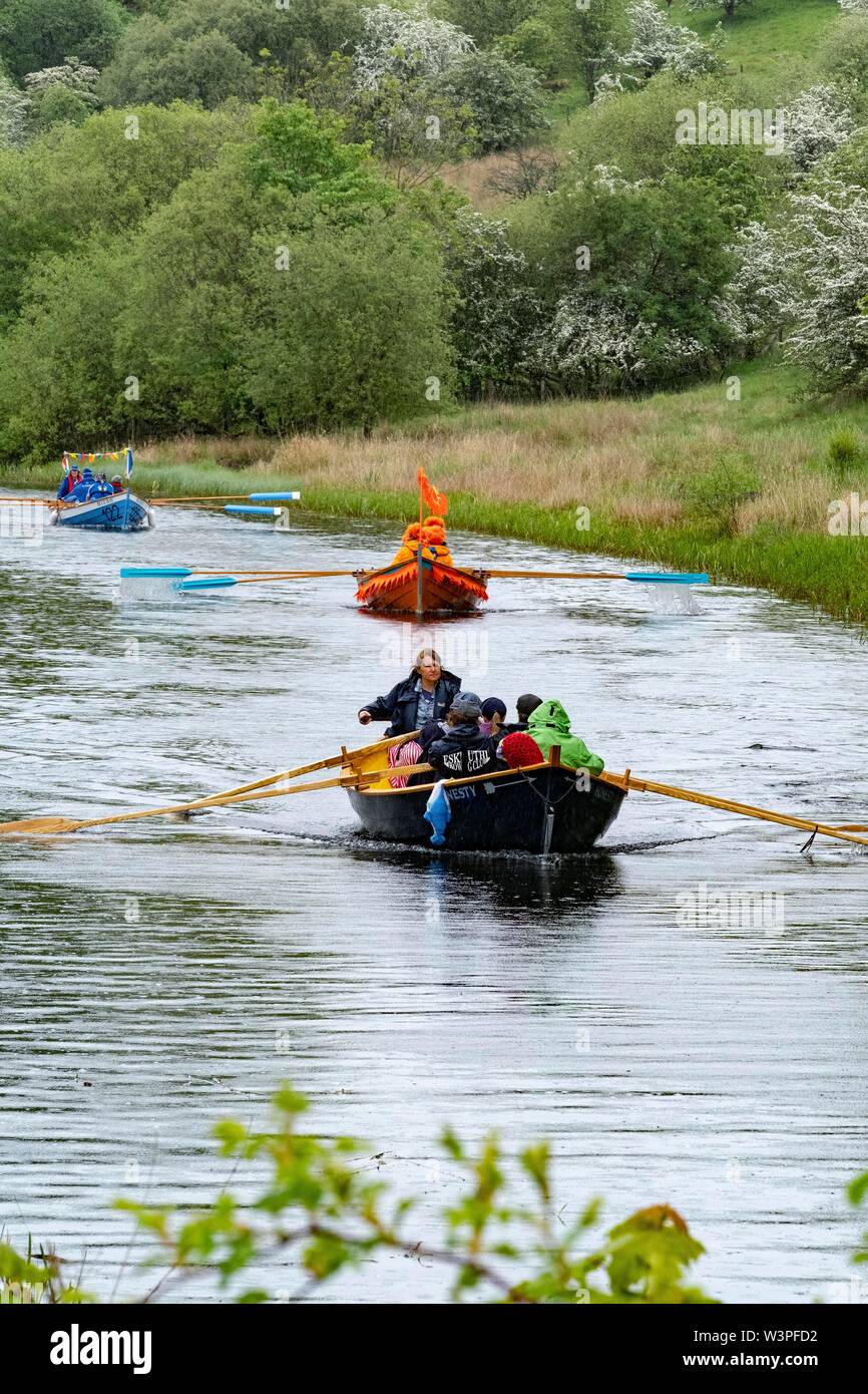 Boats, barges and canoes on Forth and Clyde Canal Stock Photo - Alamy