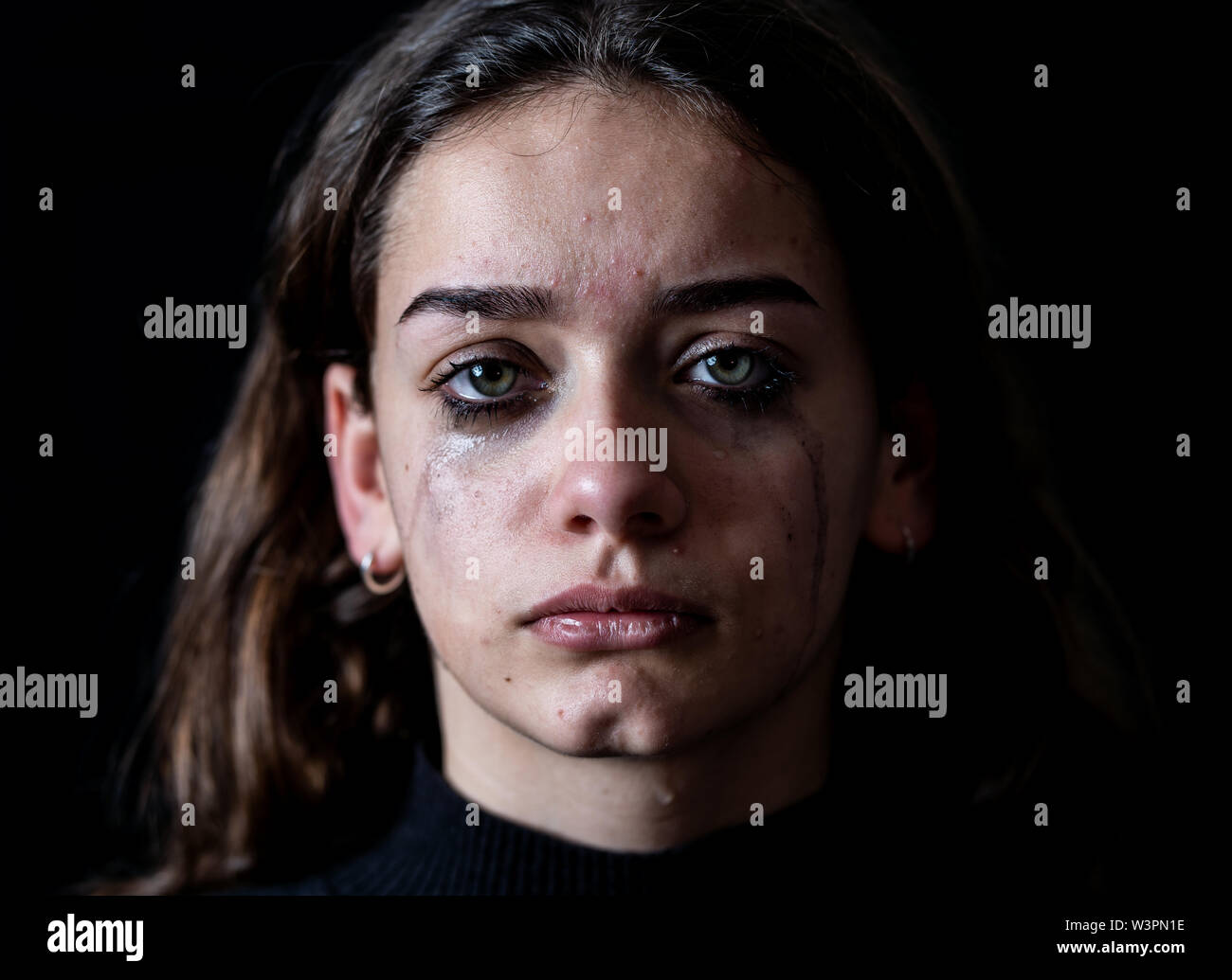 Cyberbullying hi-res stock photography and images - Alamy