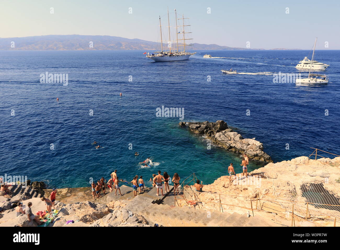 Hydra island beach hi-res stock photography and images - Alamy