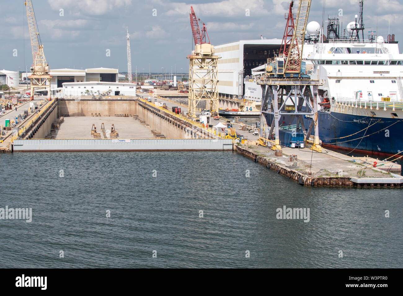 TAMPA, FLORIDA - APR 2017: Dry ship dock is preparing to receive new ...