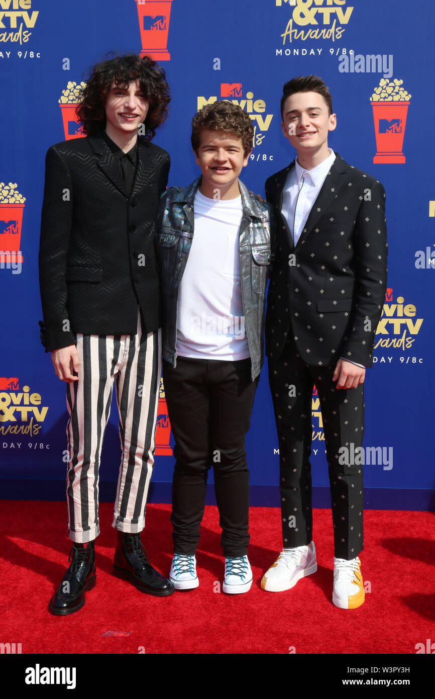 Finn wolfhard gaten matarazzo noah schnapp hi-res stock photography and ...