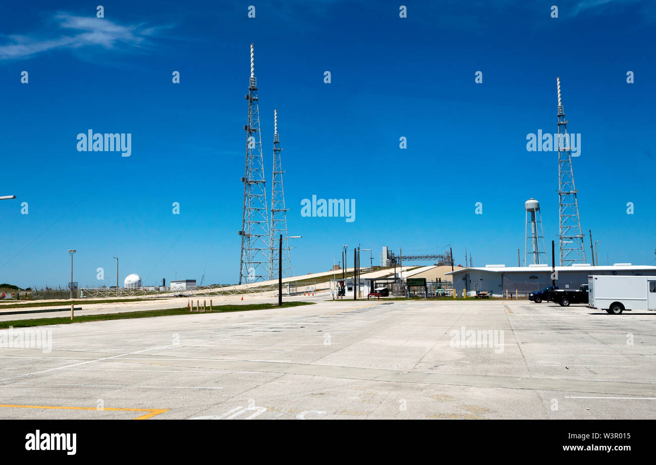 Kennedy Space Center Launch Complex 39B , currently in use by SpaceX Stock Photo - Alamy
