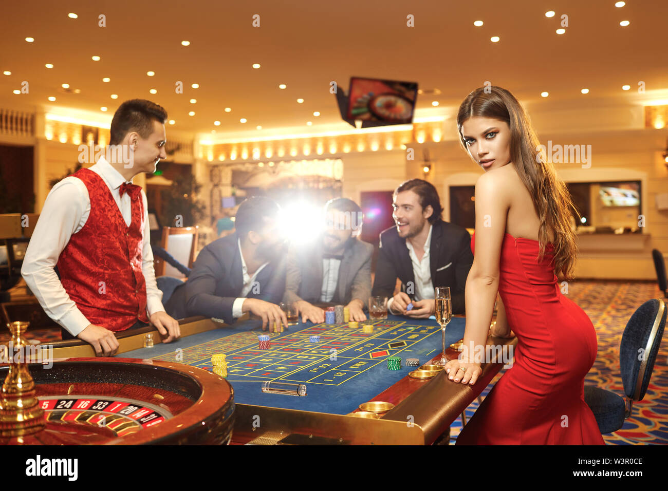 Female croupier hi-res stock photography and images - Alamy