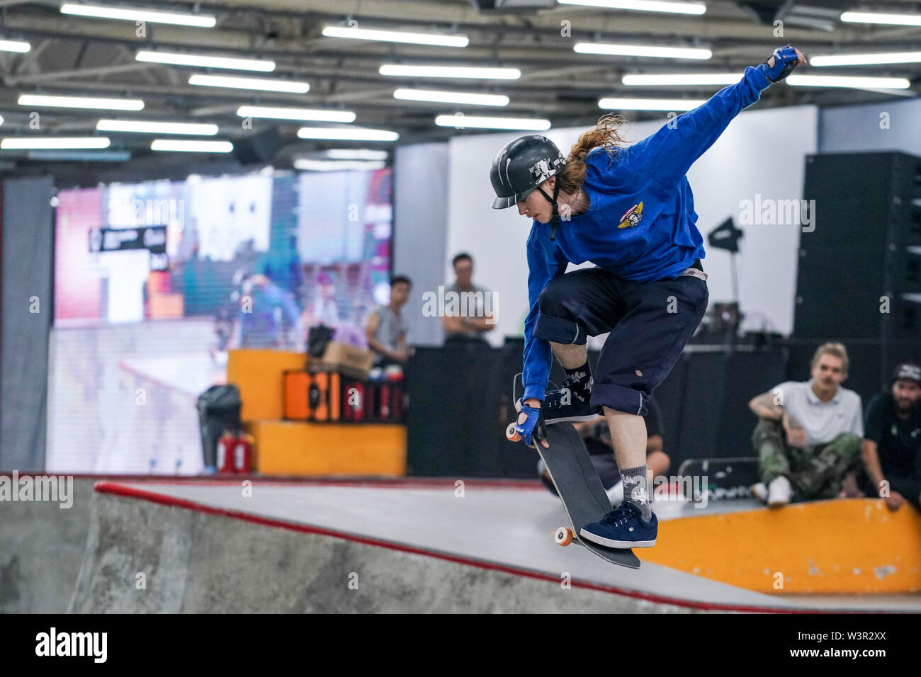 Andy anderson hi-res stock photography and images - Alamy