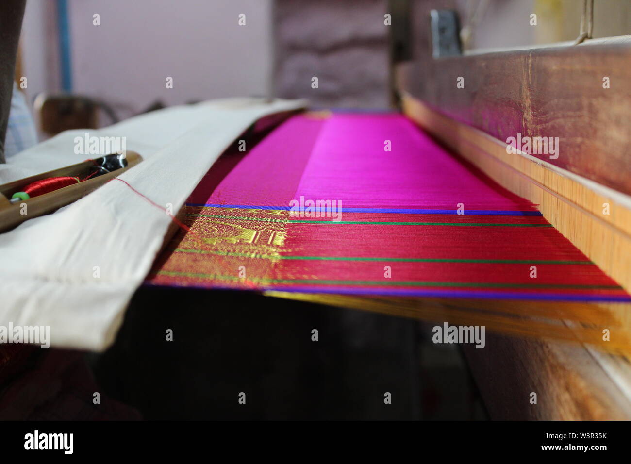 Handloom hi-res stock photography and images - Alamy