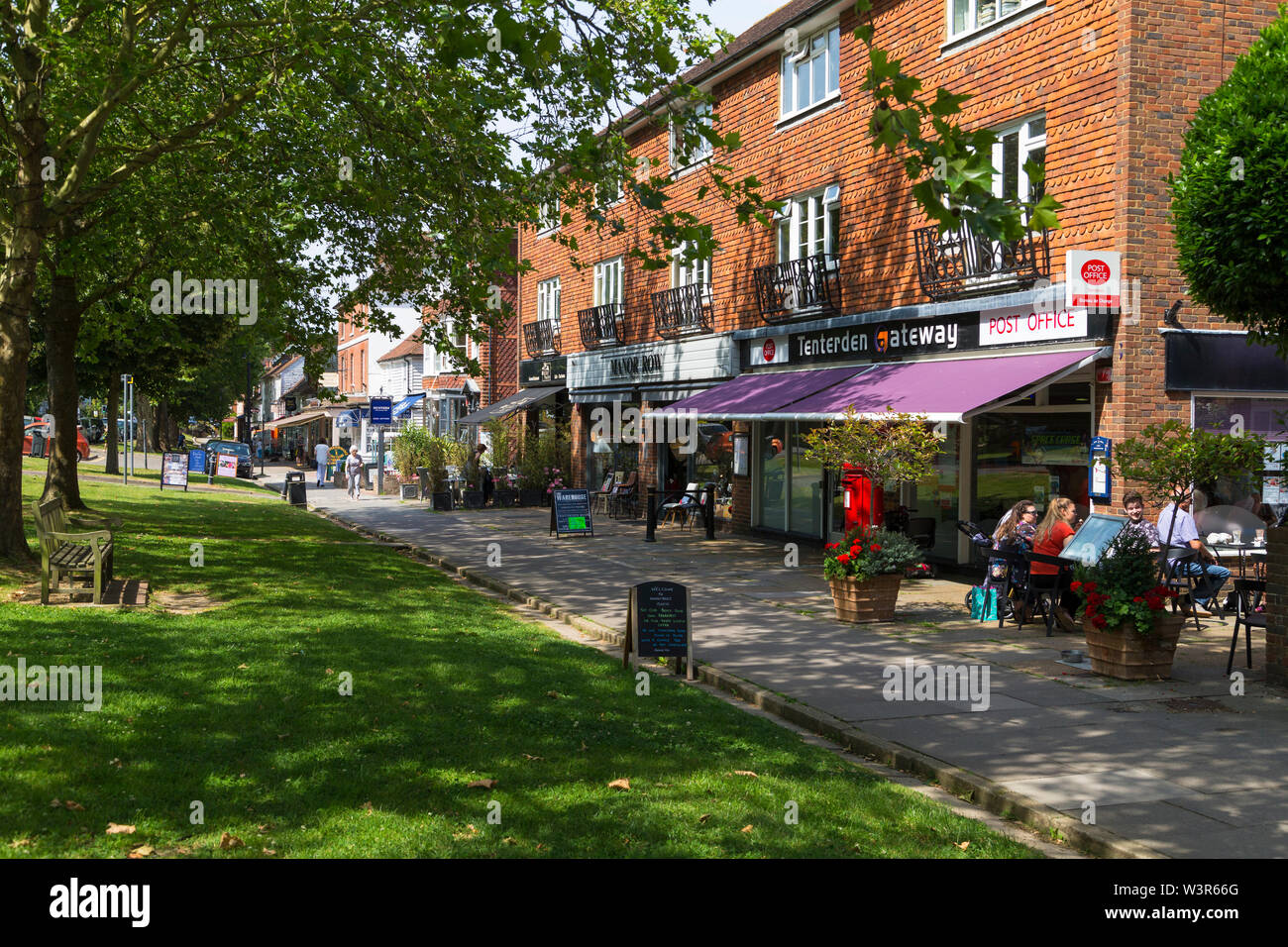 Uk kent tenterden high street hi-res stock photography and images - Alamy
