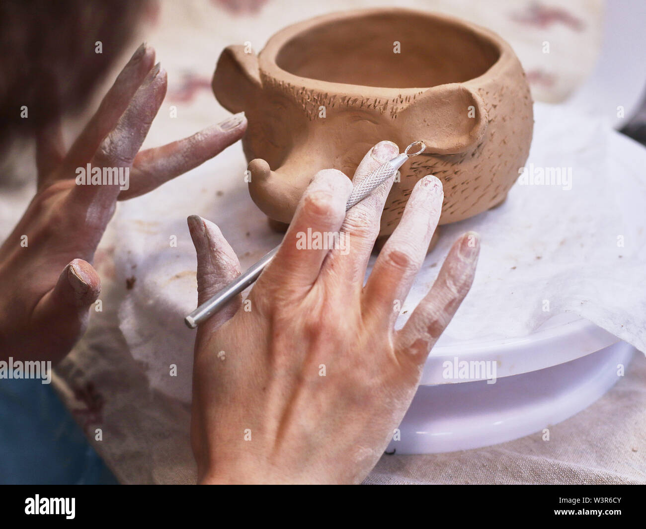 Ceramic items hi-res stock photography and images - Alamy