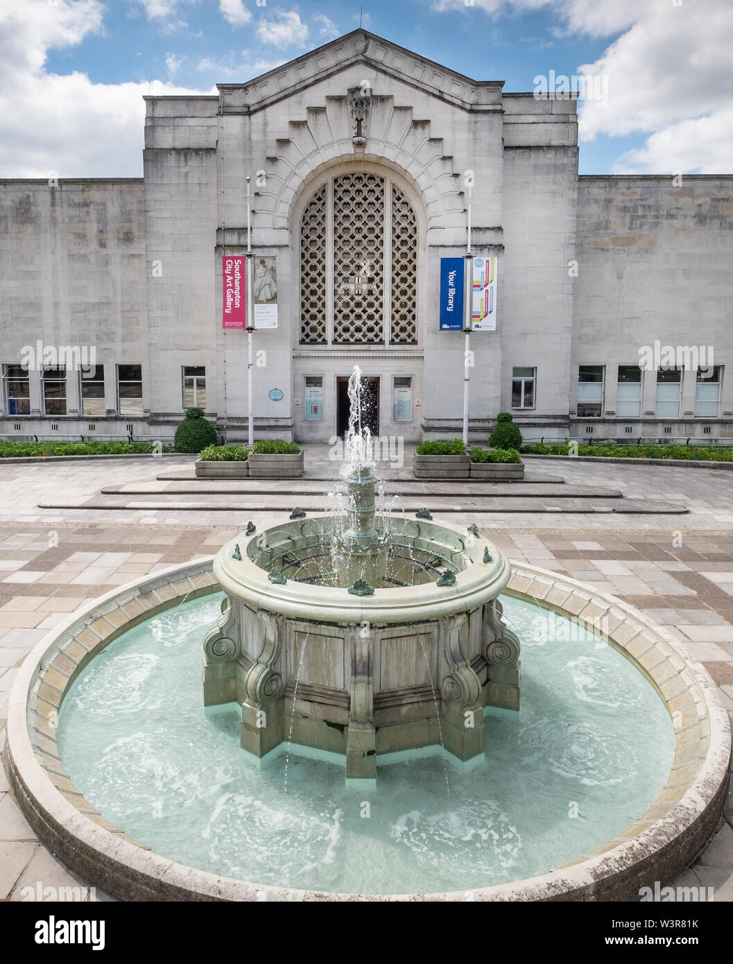 Central southampton hi-res stock photography and images - Alamy