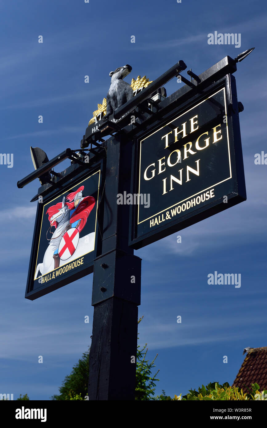 The sign of the George Inn at Mere Stock Photo - Alamy