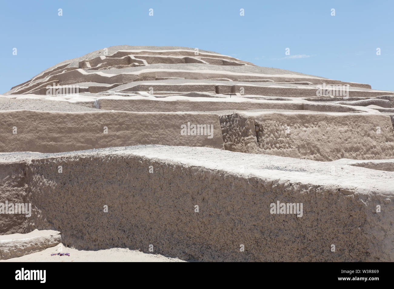 Pyramid of Cauachi, archaeological site In the Nazca region, Peru Stock ...