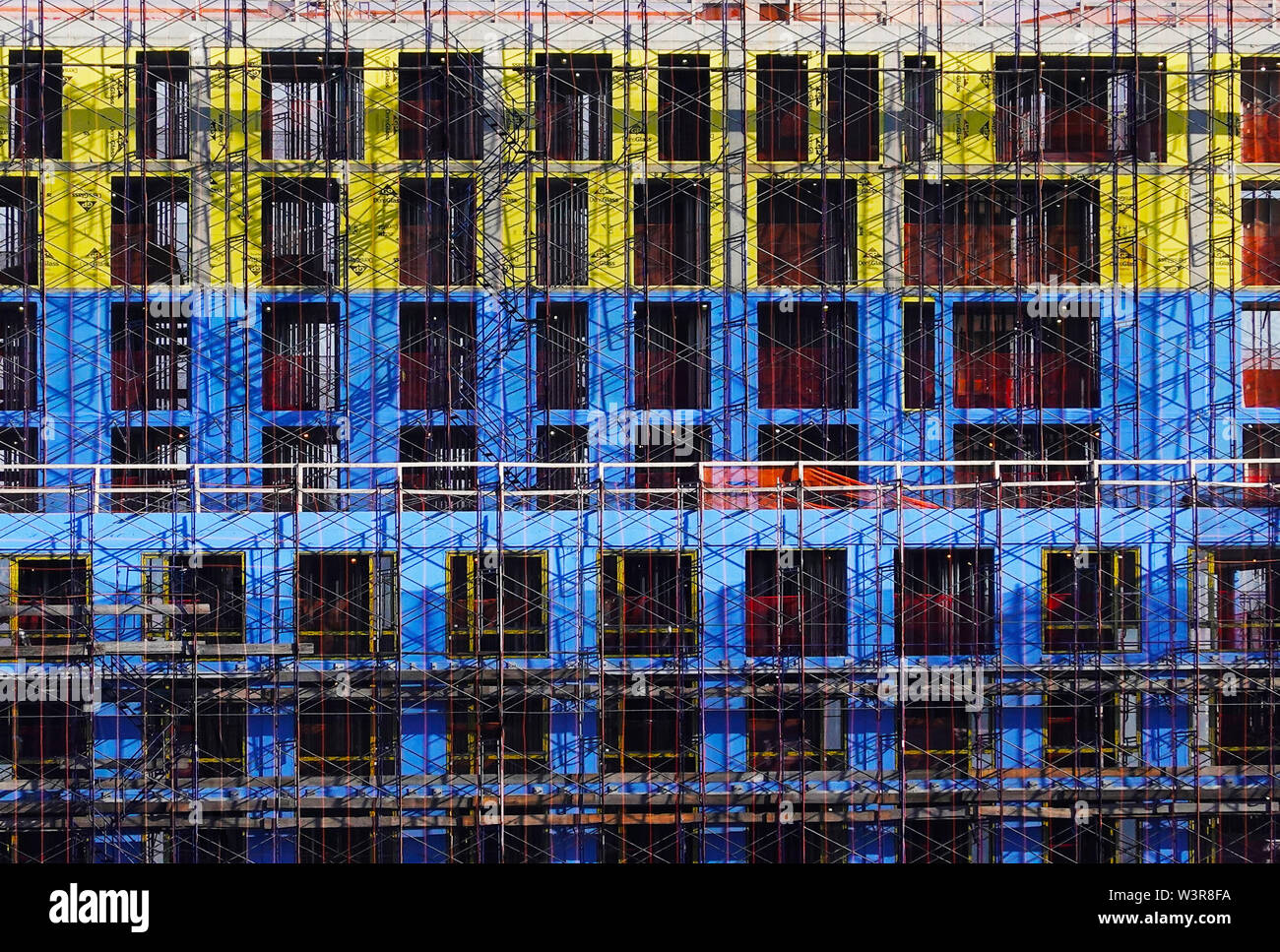 apartment building construction Brooklyn NYC Stock Photo - Alamy