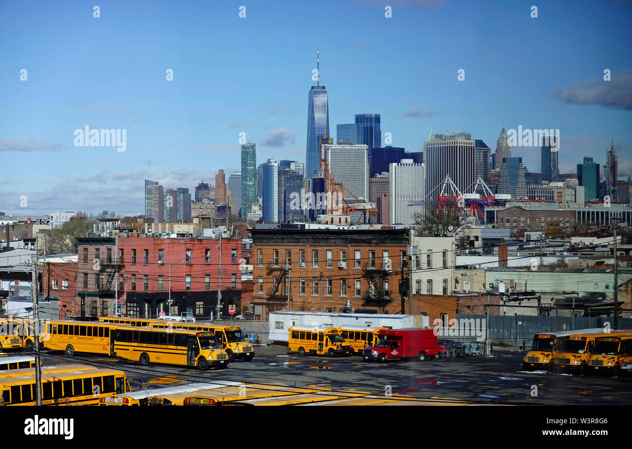 New york city school buses hi-res stock photography and images - Alamy