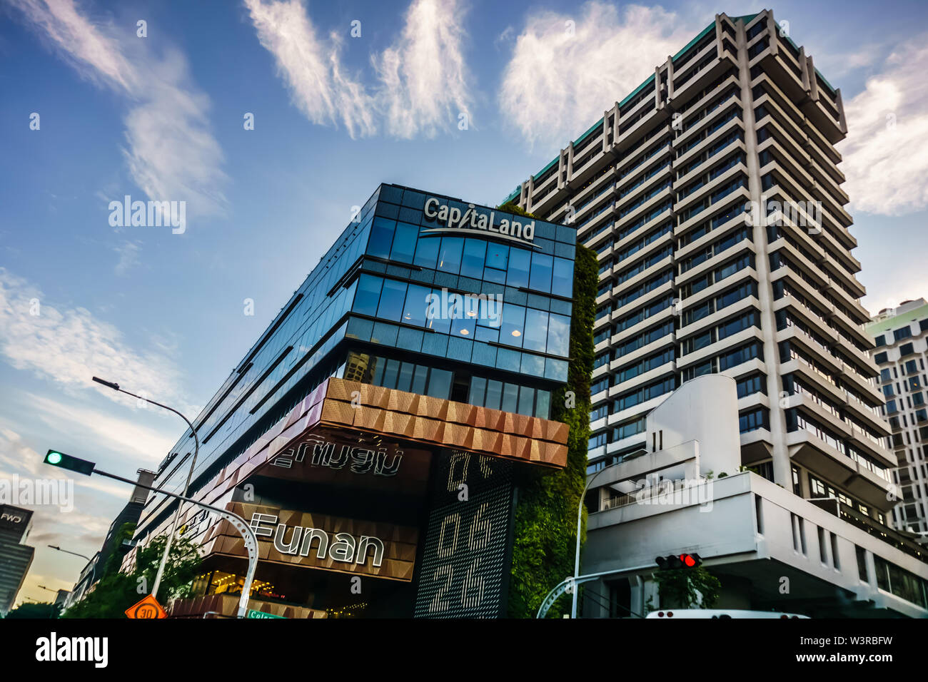 Funan centre hi-res stock photography and images - Alamy