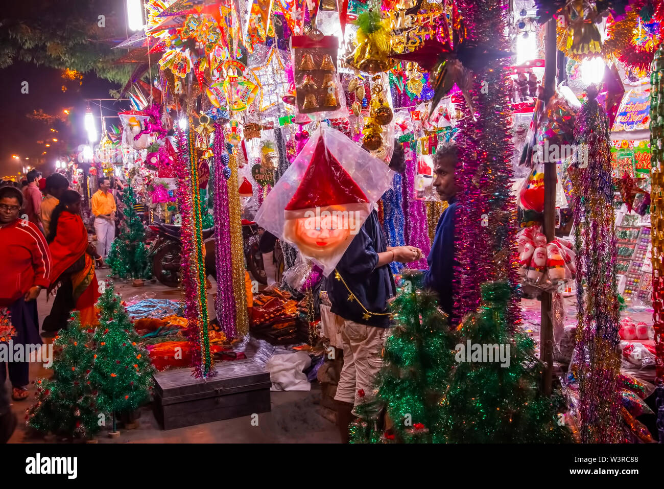 India christmas decorations hi-res stock photography and images - Alamy