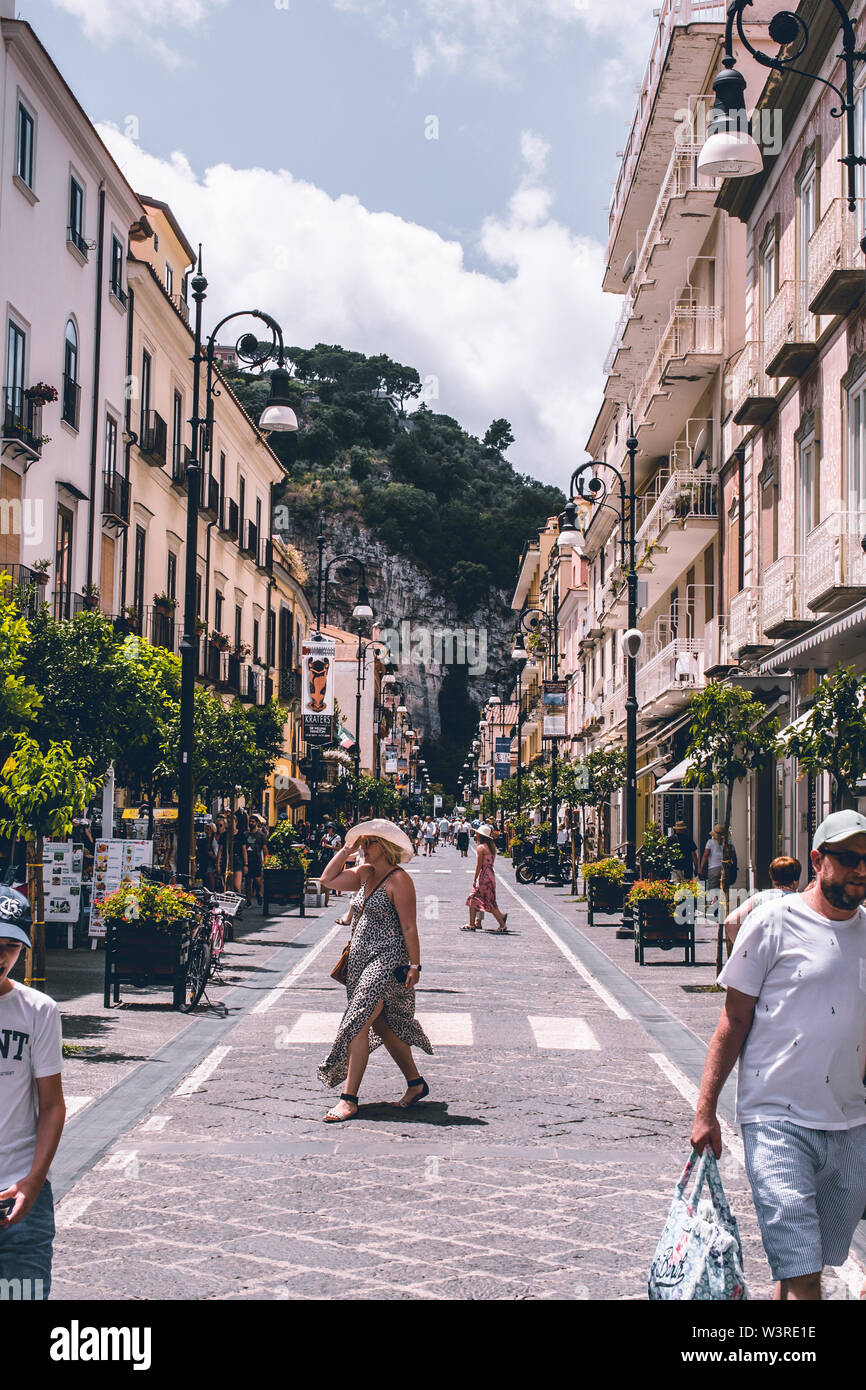 Sorrento tourists hi-res stock photography and images - Alamy