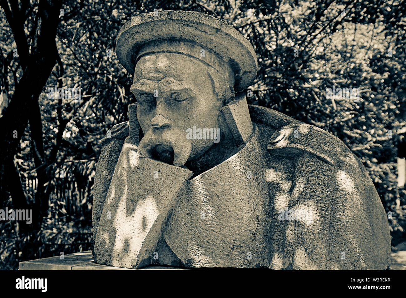 Ukrainian poet hi-res stock photography and images - Alamy
