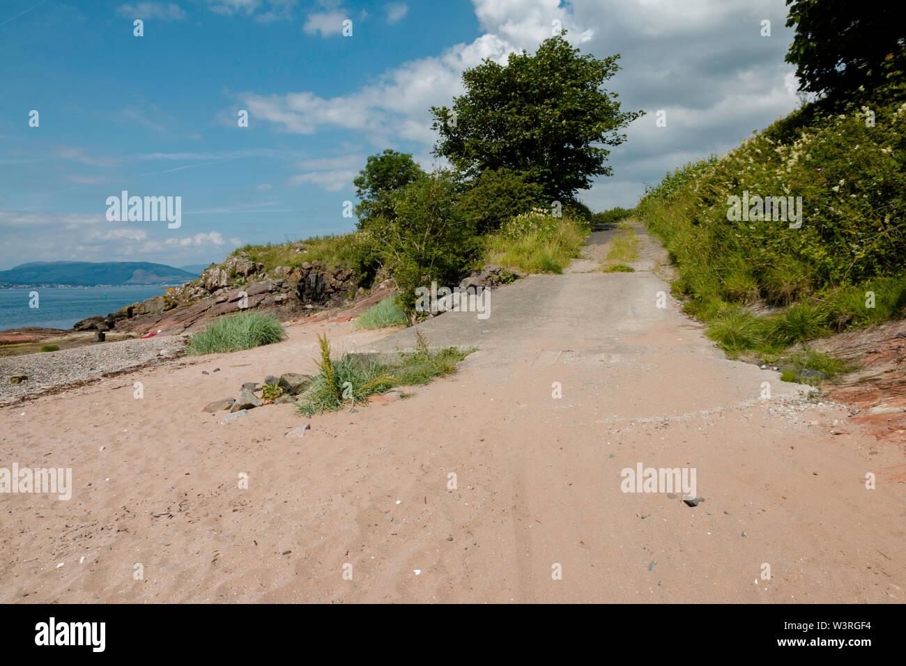 Wemyss bay beach hi-res stock photography and images - Alamy