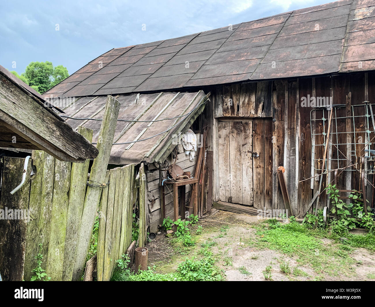 Chernobyl radioactive area . Abandoned house in village near Chernobyl ...