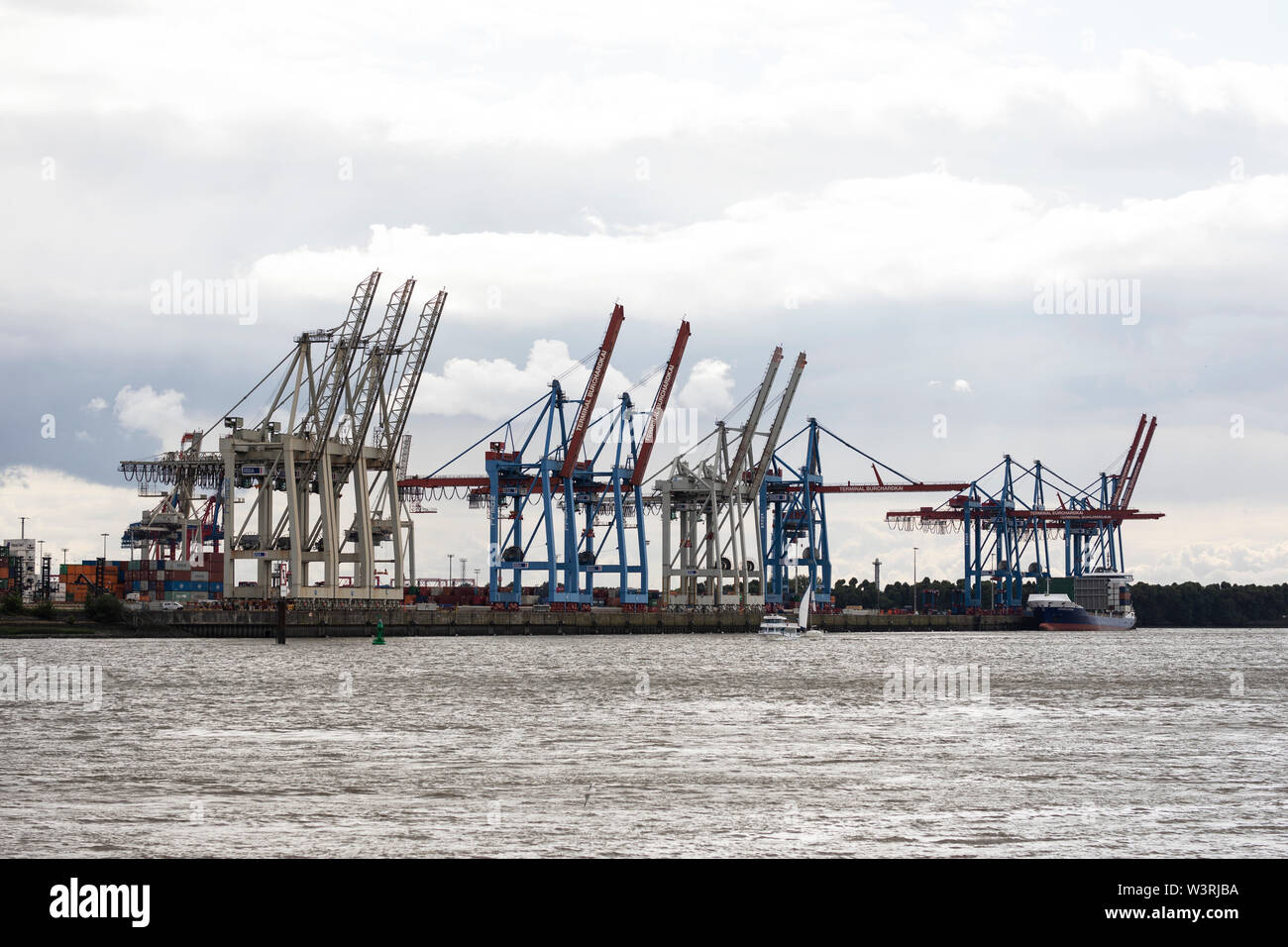 Container terminals hi-res stock photography and images - Alamy