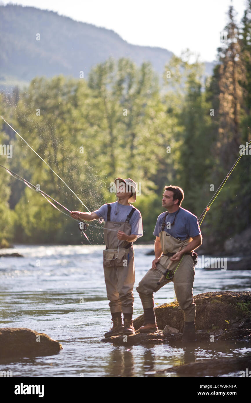 Father sons on river hi-res stock photography and images - Alamy