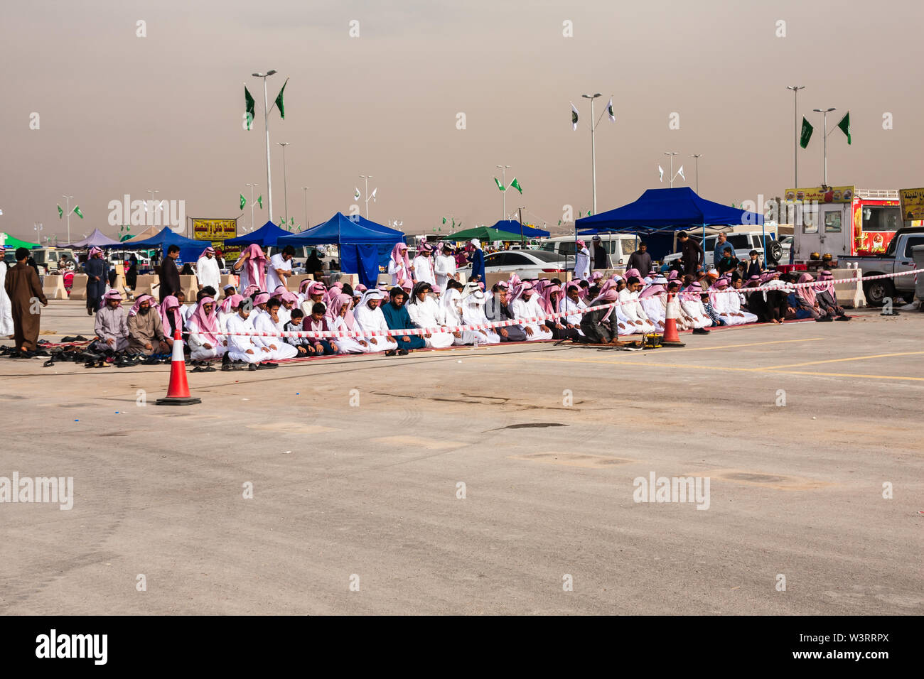 Parking in riyadh hi-res stock photography and images - Alamy