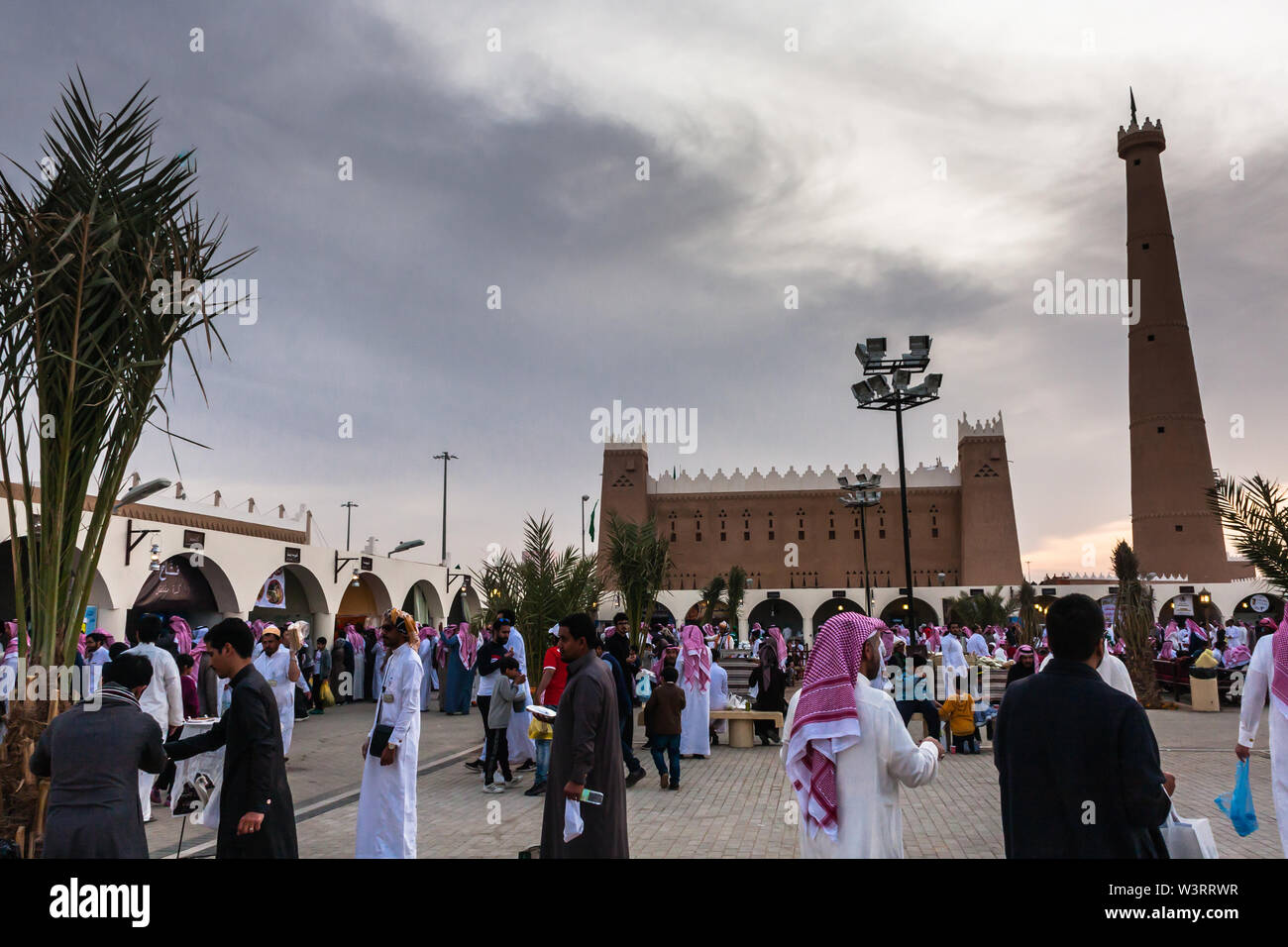 Janadriyah festival in saudi arabia hi-res stock photography and images ...