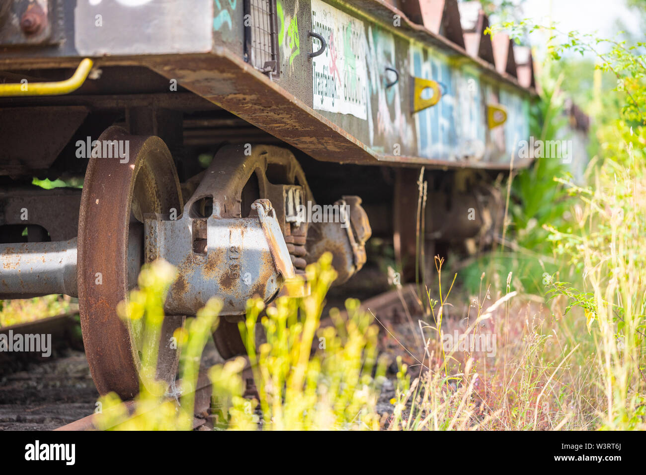 An old forgotten train carriage on a disused railway Stock Photo - Alamy
