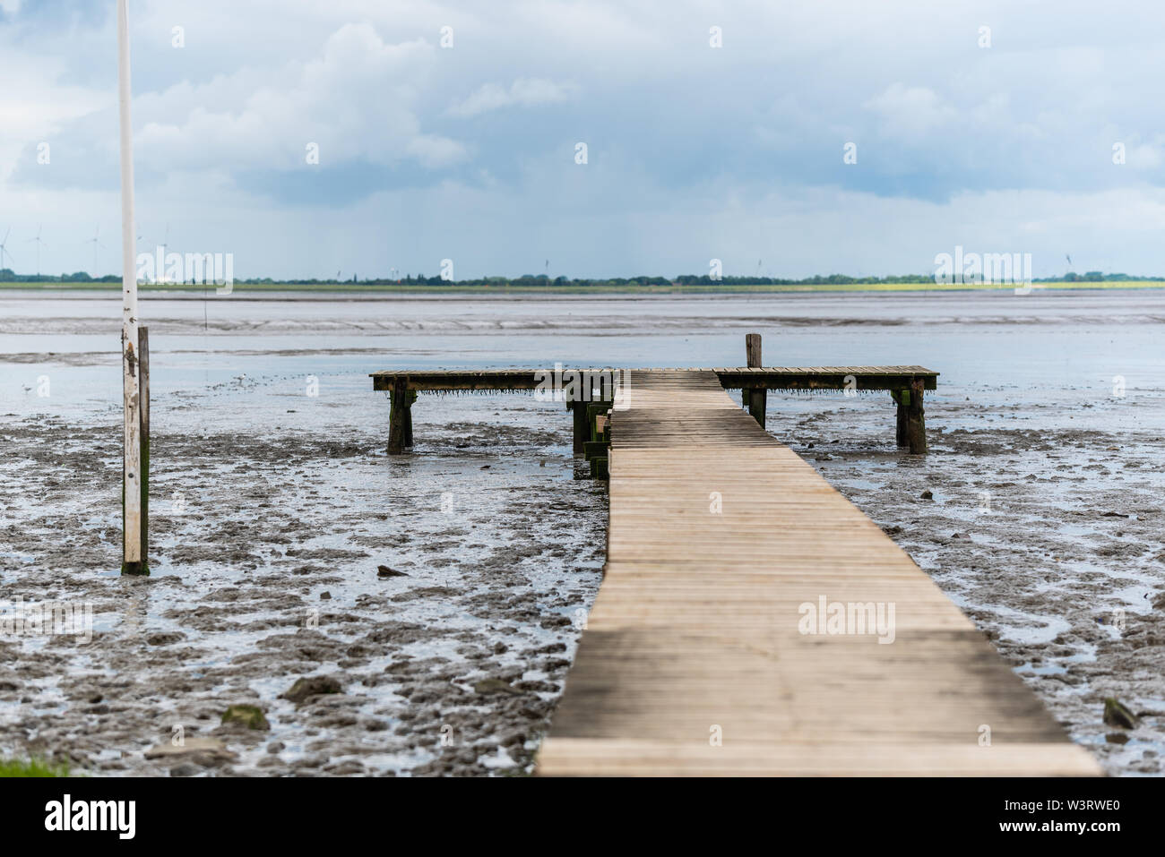 Mud objects hi-res stock photography and images - Alamy