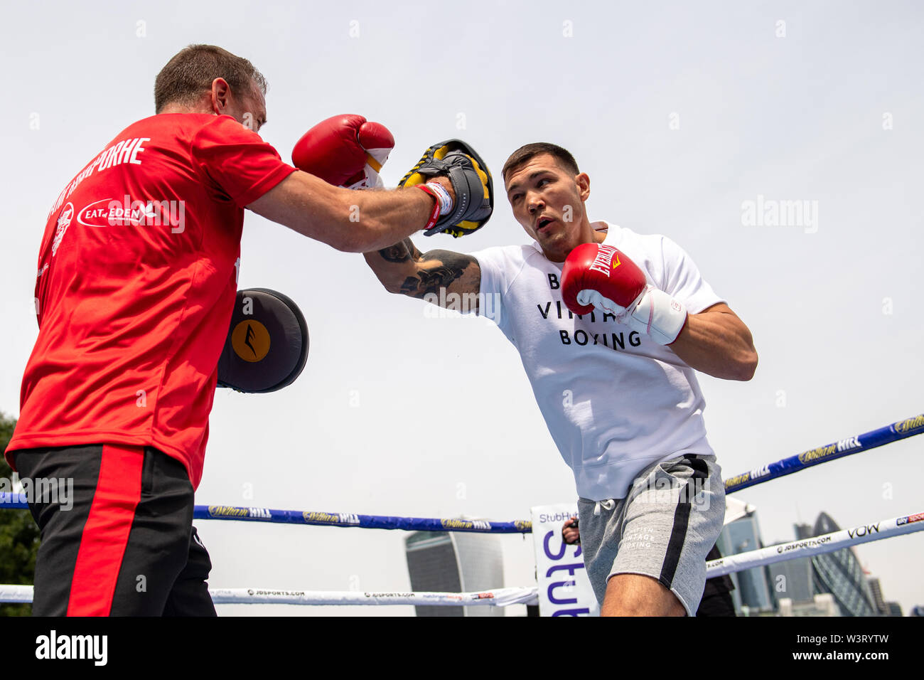 Charlie boxing hi-res stock photography and images - Alamy