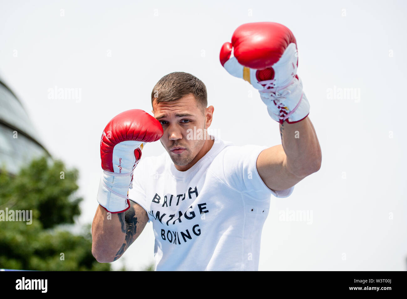 Charlie boxing hi-res stock photography and images - Alamy
